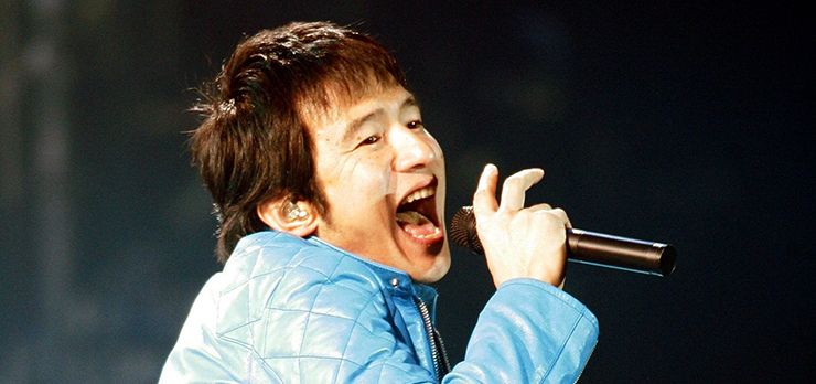 25年前、日本中が心を重ねた“伝説的な秘密のロック” 大ヒット連発の異才が生んだ“時代を超える月9名曲” | TRILL【トリル】