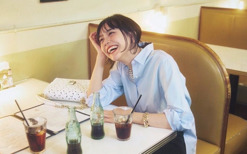 オフィスにもデートにもOK！ユニクロ×GUで華やぎコーデどう作る？ | TRILL【トリル】