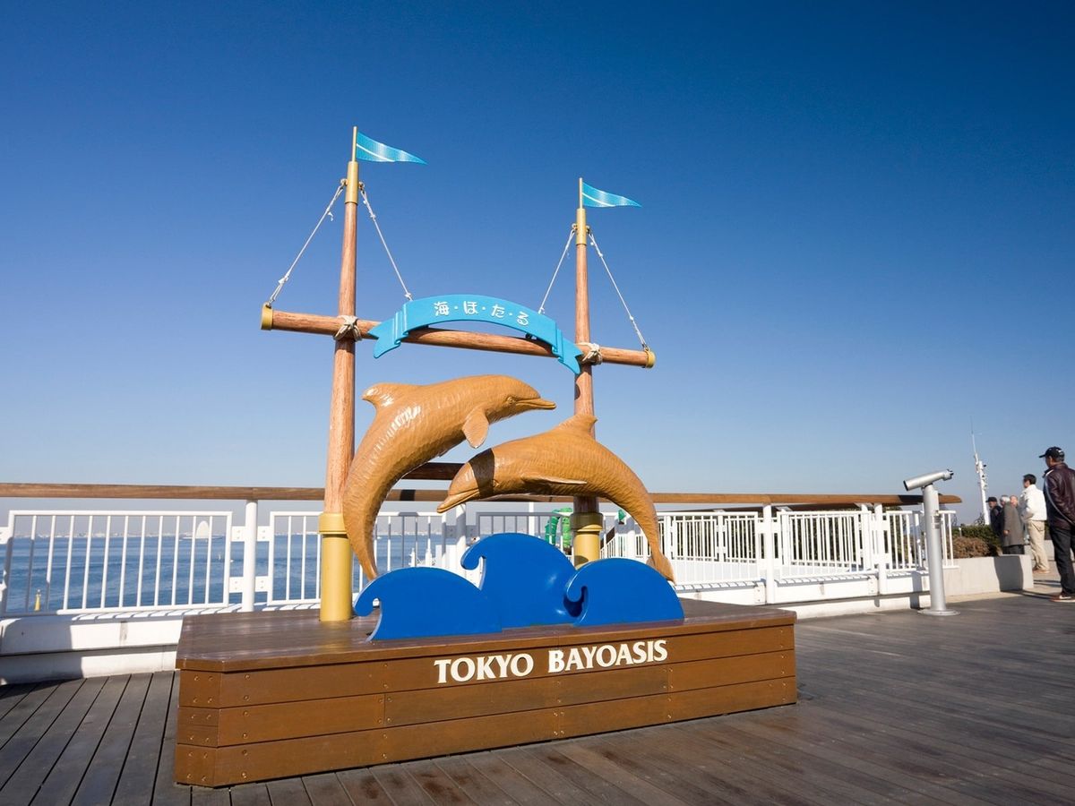 1日中楽しめると思う「サービスエリア・パーキングエリア」ランキング！ 2位は千葉県の「海ほたるPA」、1位は？【2025年調査】 | TRILL【トリル】