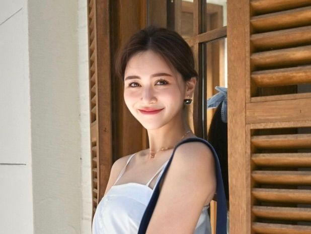 「女優みたいに美しい」『超絶美スタイルOL』清楚ワンピースからスポーティーの“ギャップ100%”な美貌がたまらんすぎる…！ | TRILL【トリル】