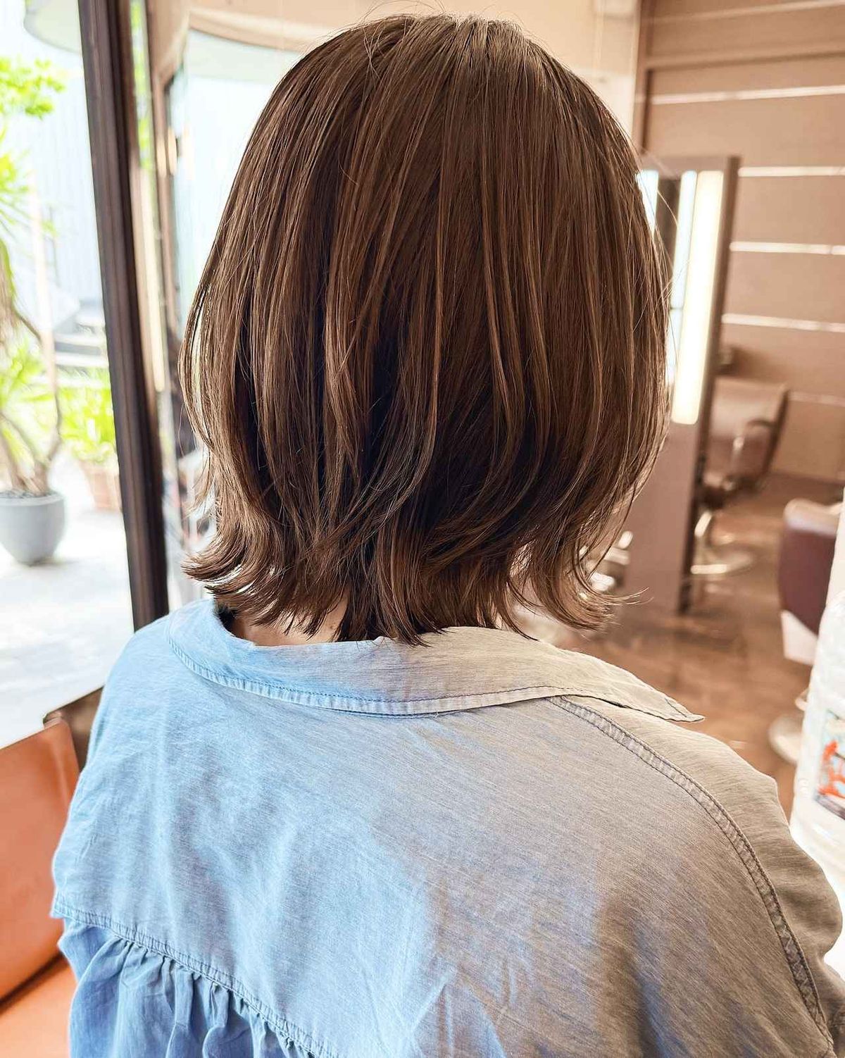 【40・50代】残暑の髪メンテ → 一気に今っぽ！「レイヤーボブ」が超推せる！！ | TRILL【トリル】