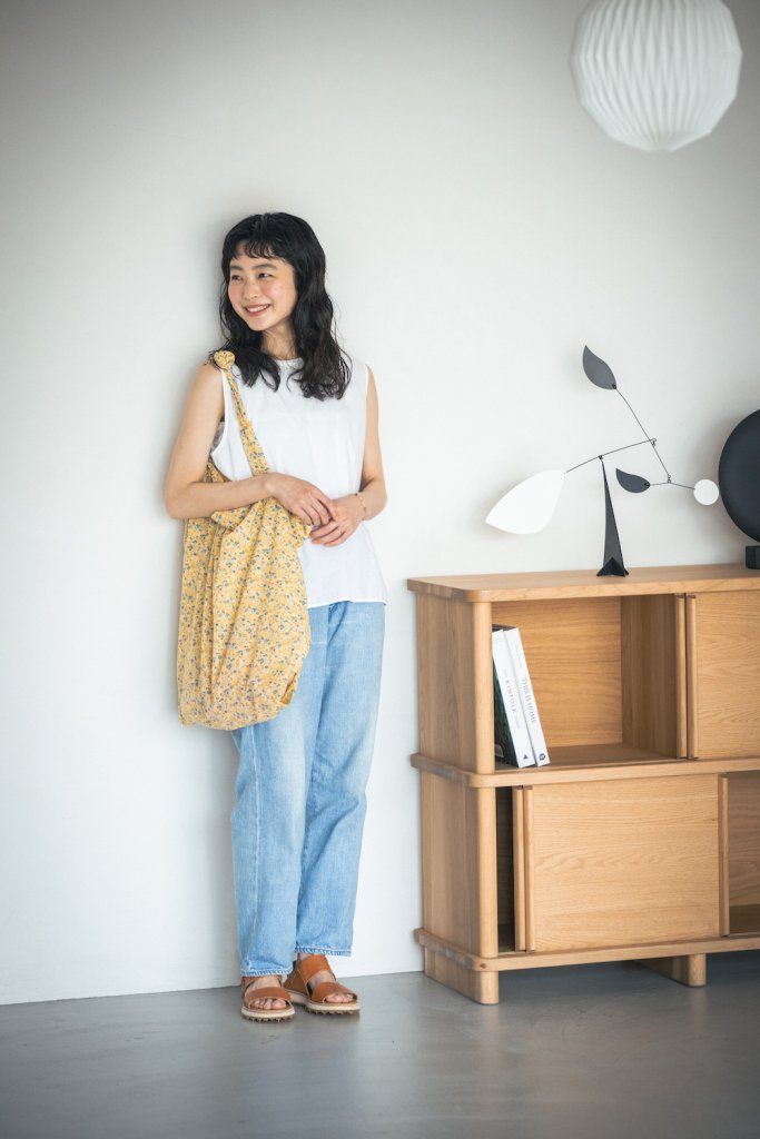 最愛の《ヤエカ》のルーズデニムを夏らしく着こなす方法、教えちゃう！【FUDGE FRIEND おしゃれさんの毎日コーディネート vol.576｜田中真里奈】 | TRILL【トリル】