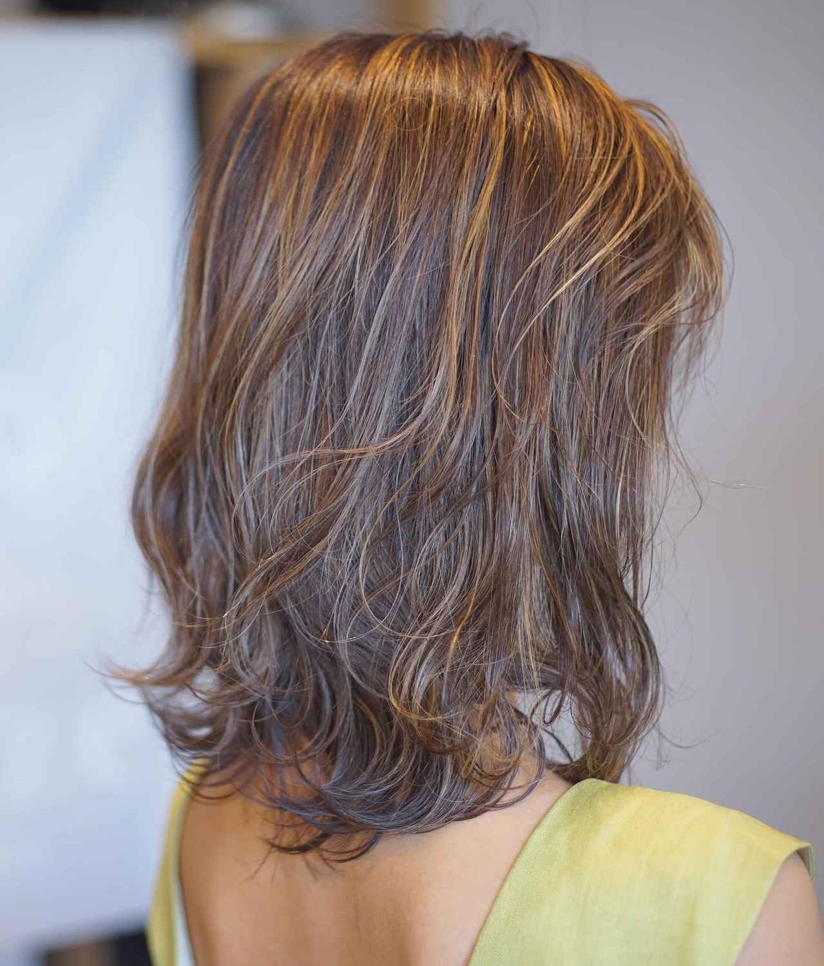 【50代ヘア】白髪ぼかし シャレ見え な「今どきボブ」 | TRILL【トリル】