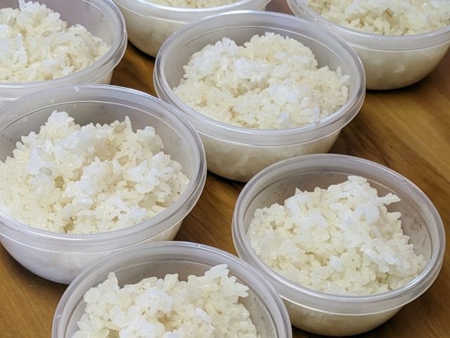 管理栄養士「なるべく避けて」 ご飯を冷凍保存するときに避けたい…“NGなポイント”とは | TRILL【トリル】