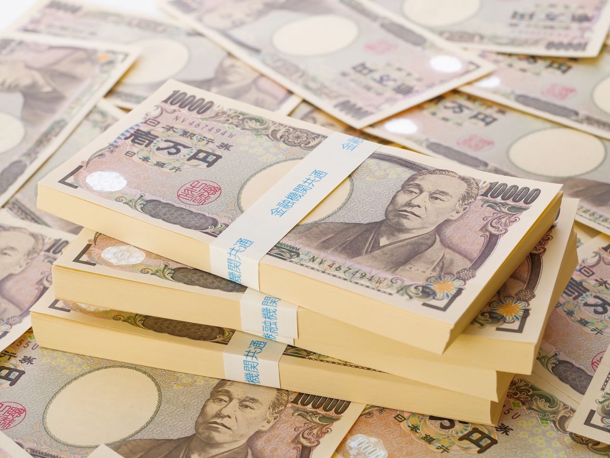 「サラリーマンの年収の10年分」“衝撃の貯金額”を暴露した【人気YouTuber】とは？さや香・新山も驚愕 | TRILL【トリル】