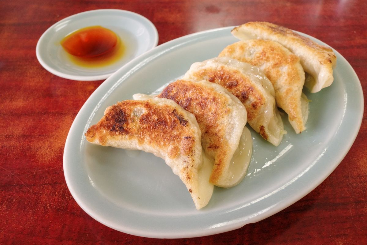 『幸楽苑』『大阪王将』を抑えた！【いつ食べても餃子が美味しいと思うチェーン店】堂々の1位に「飽きない」「安くて本当に美味しい」 | TRILL【トリル】