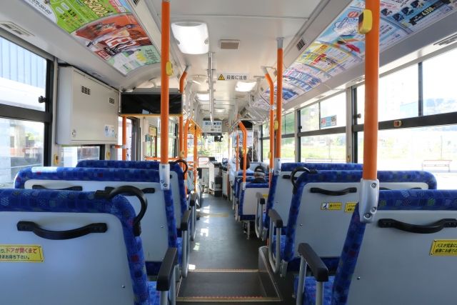 高齢男性「女ごときが偉そうに！」バス運転士に高圧的クレーム…→市内循環バスでの“理不尽要求”にあ然… | TRILL【トリル】