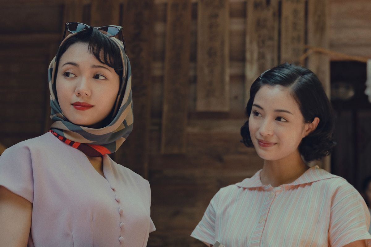 広瀬すずと二階堂ふみの対照的な表現が深みをもたらす『遠い山なみの光』 | TRILL【トリル】