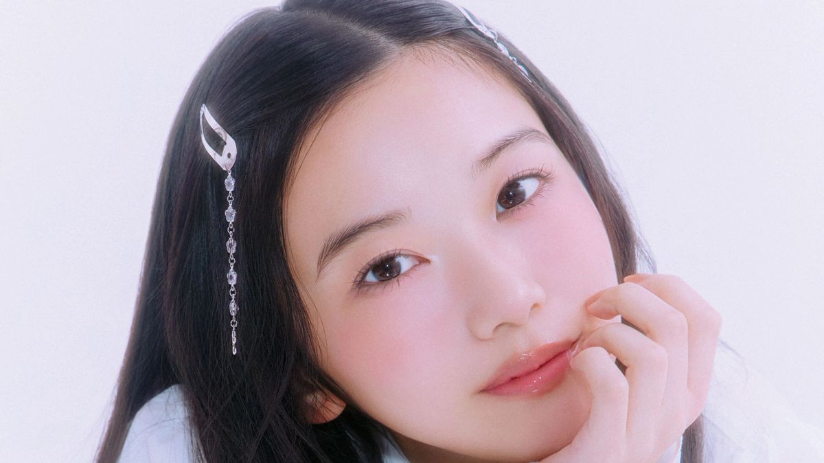 たらしパッチンピンで気分も上がる♡ 女みがUPする「センターパートヘア」のつくり方 | TRILL【トリル】