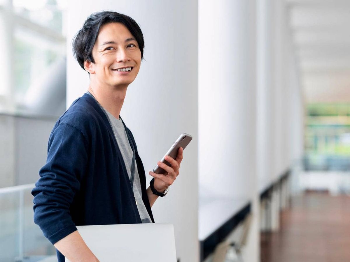 LINEやインスタで判断！恋愛が長続きする「一途男子」の見極め方 | TRILL【トリル】