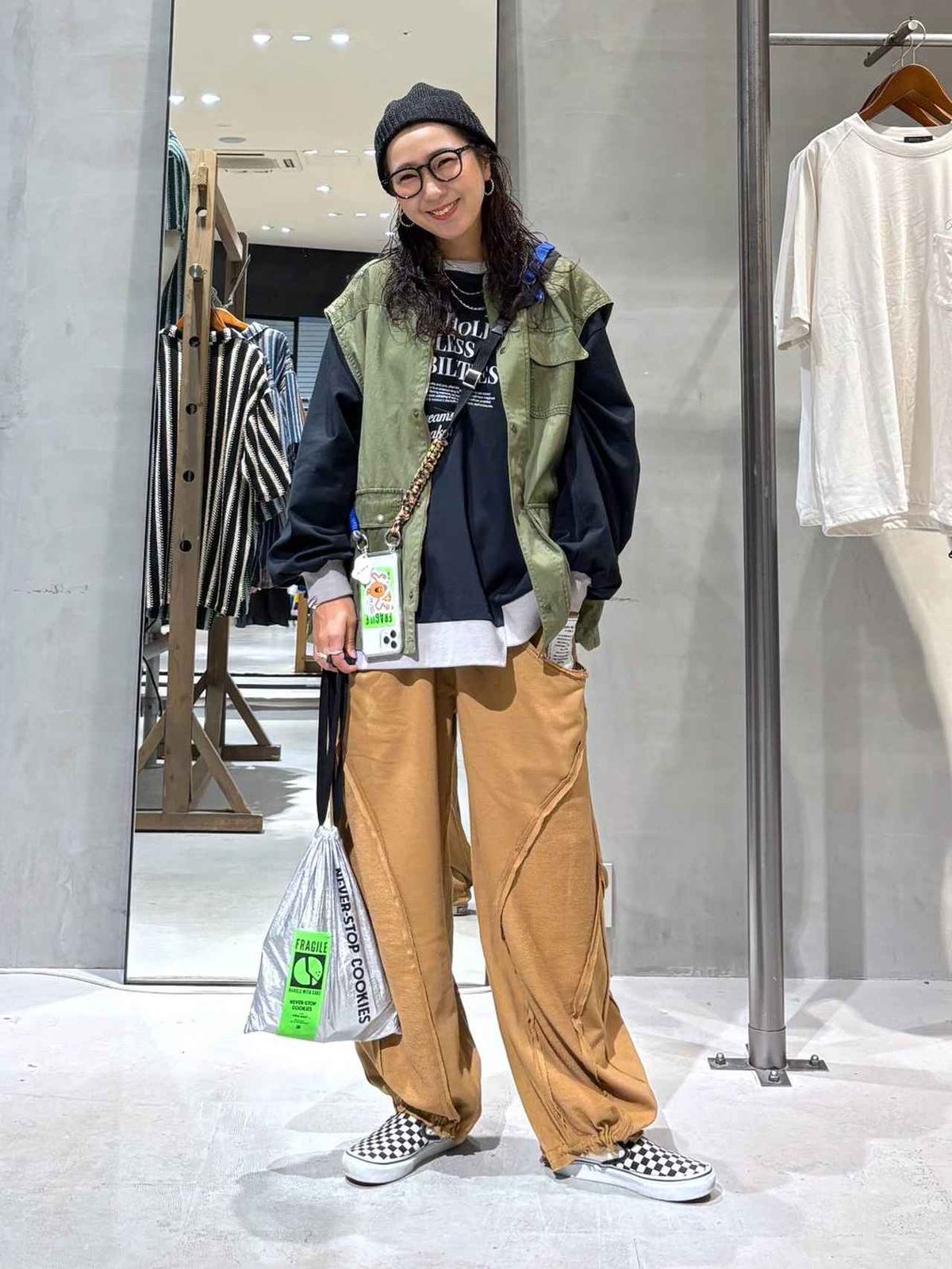 【niko and ...】スウェットなのに高見え♡「大人っぽパンツ」 | TRILL【トリル】