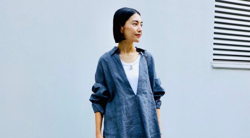 【40代スナップ】ナロースカートで美シルエット！ オブリオPR・白井彩香さんの大人リラクシーモード | TRILL【トリル】