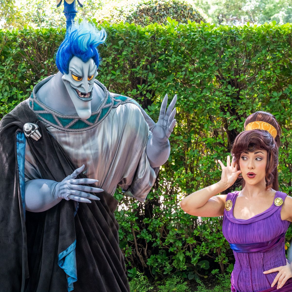 『ヘラクレス』の人気ヴィランに会える！香港ディズニーランド「ハデスとメグの物語に入り込もう」 | TRILL【トリル】