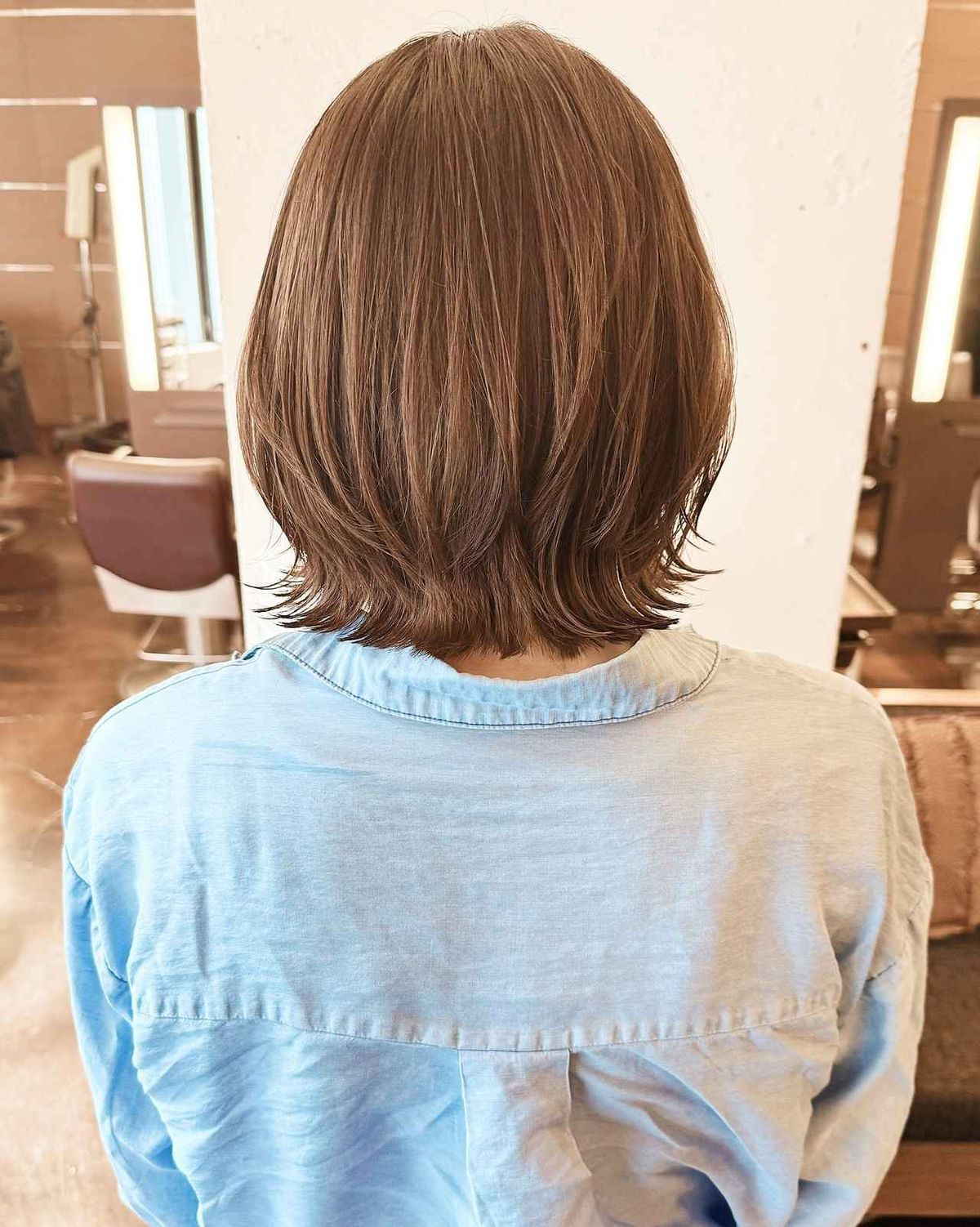 【50代】何年も同じ髪型 → それ、長さ変えない「レイヤー」で即今っぽヘアかも──！？ | TRILL【トリル】