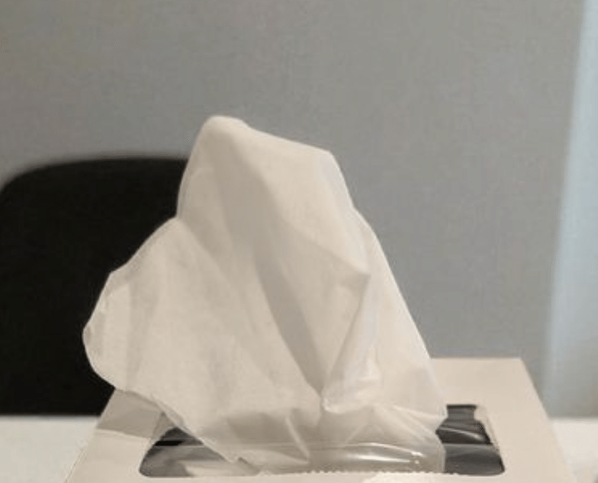 野球が大好きな夫がドラフト会議に参戦… 帰宅後、渡されたお土産に「使い終わったら抽選箱にする」 | TRILL【トリル】