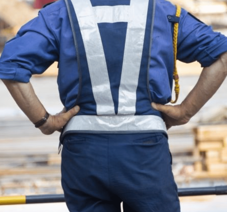 万博でクウェート・パビリオンに並んでいると思ったら…警備員さんの告げた衝撃の事実に爆笑 | TRILL【トリル】