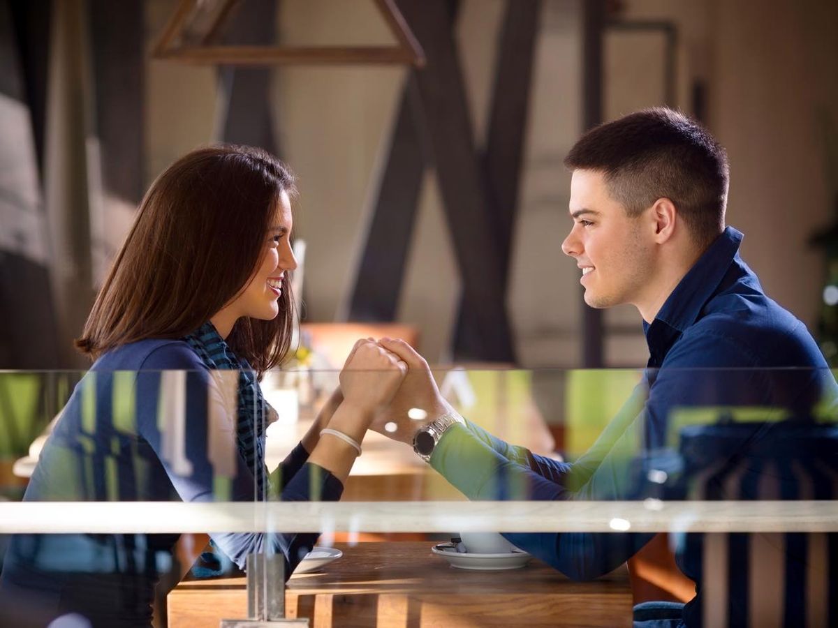 思わず「手放せない」となる。男性が“感動”する彼女の行動3選 | TRILL【トリル】