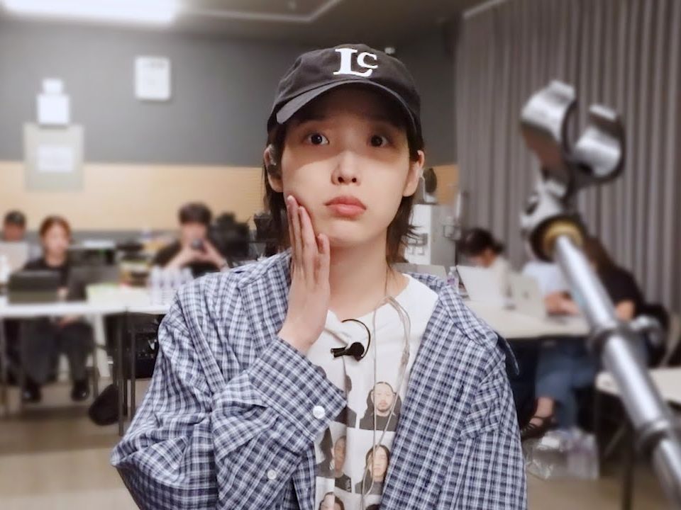 “体重40キロ台” 女優IU、ドラマ撮影で少し太った近況に満足げ「かわいく映るんだって」 | TRILL【トリル】