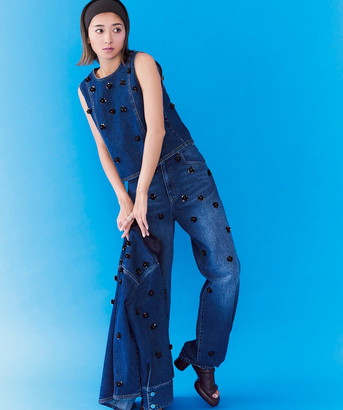 【みちょぱ】個性が光る洒落っぷり♡ 「装飾デニム」をコーデの主役に！ | TRILL【トリル】