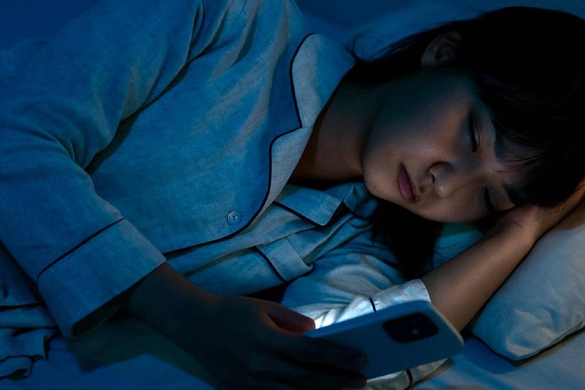 元カレからの深夜LINEは要注意！無視した方がいい「3つのパターン」 | TRILL【トリル】