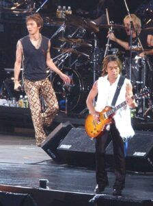 B’zが3年ぶり新アルバム「FYOP」リリースにSNS「生き甲斐をありがとう」 | TRILL【トリル】