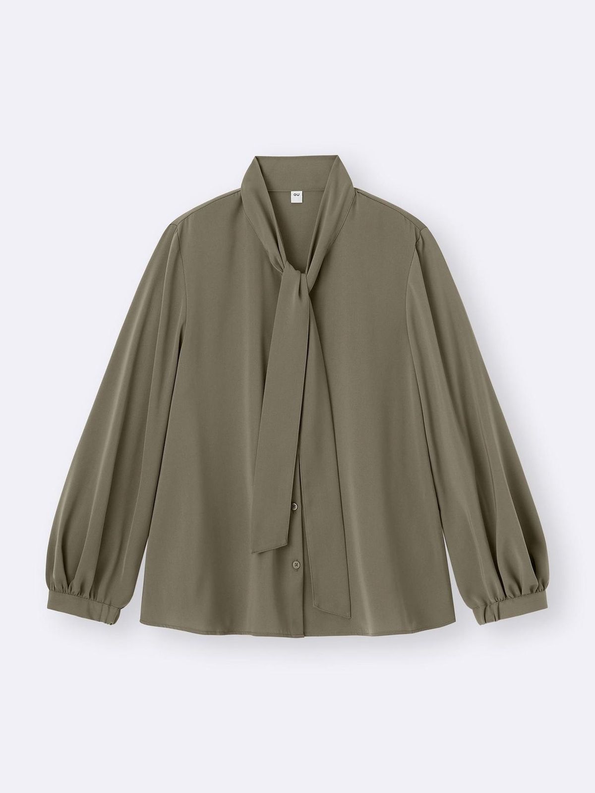 大人はシャツより“この1枚”！【GU】40・50代のキレイ見え♡「上品ブラウス」 | TRILL【トリル】