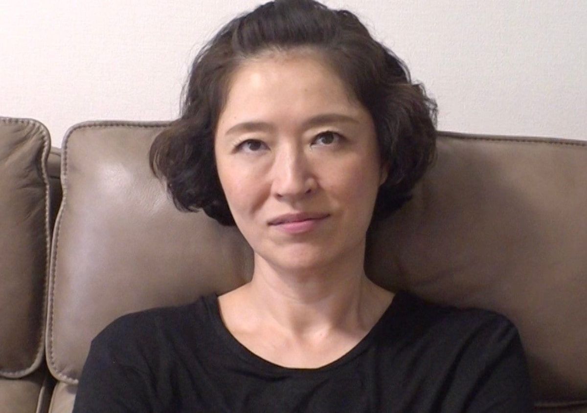 「謝罪文を100ページ書け」50代女優、“モラハラ”元夫との壮絶な結婚生活を告白 | TRILL【トリル】