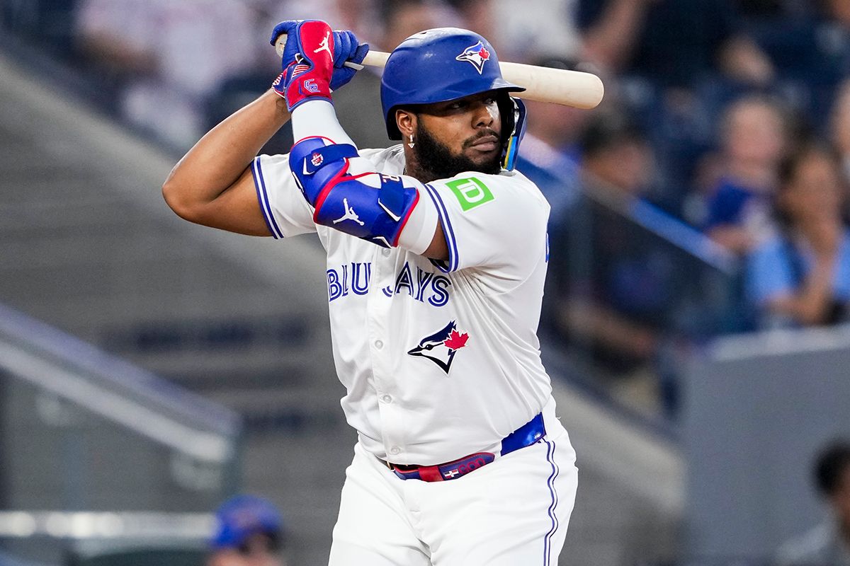 【MLB】「カナダ野球界の象徴」ゲレーロJr.のPS活躍に米記者が太鼓判 ブルージェイズの命運握る大谷翔平の“元ライバル” | TRILL【トリル】