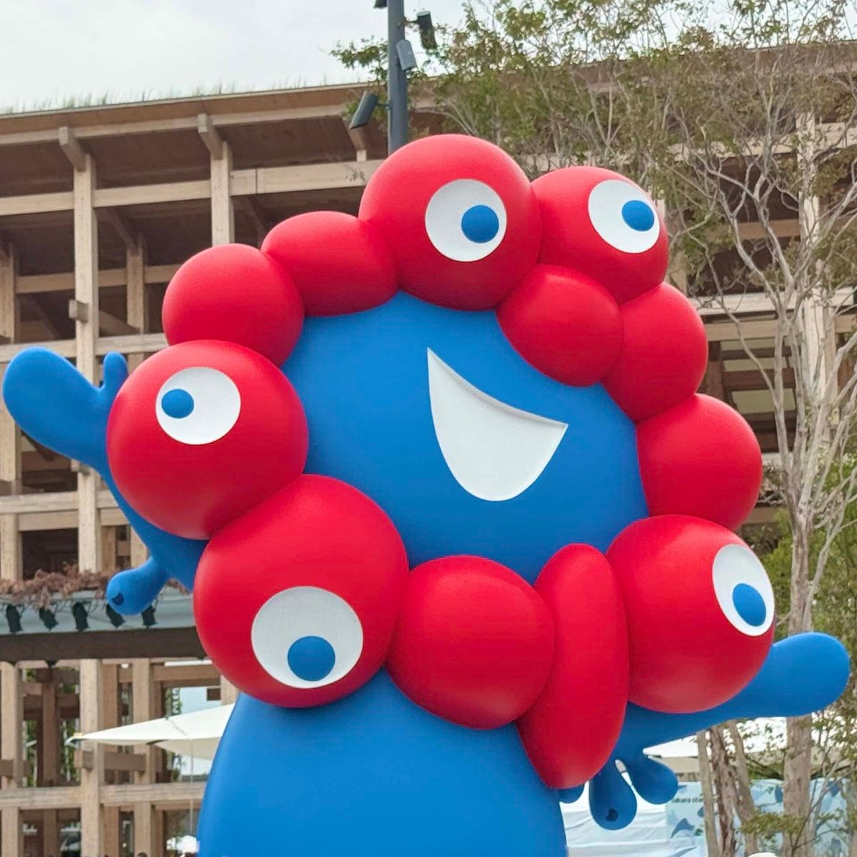 気分は【2025大阪・関西万博】後夜祭♡ 大阪・天王寺にイタリア館の至宝＆ミャクミャクグッズが集結！ | TRILL【トリル】