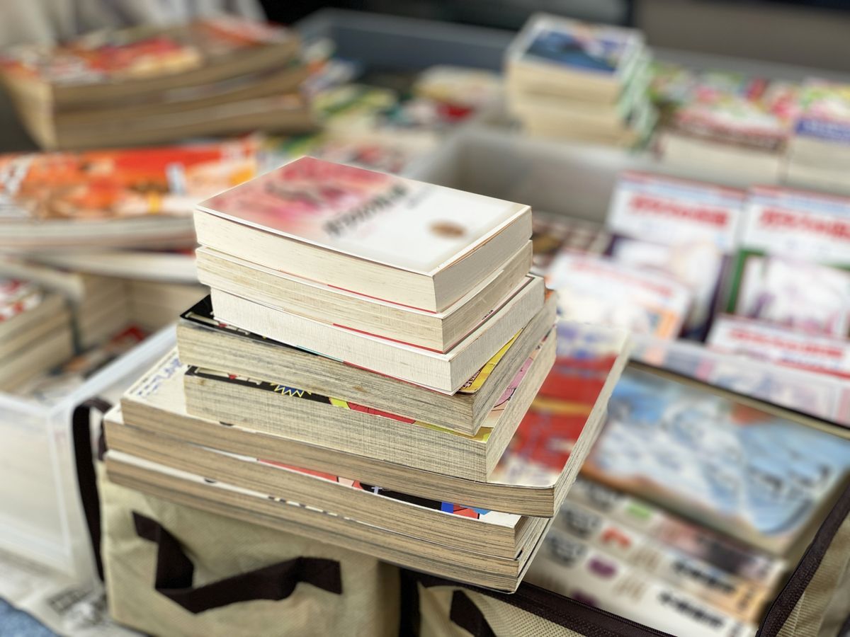 古本屋にマンガを売った妻→夫がダメージを受けるワケに「気持ちわかります」「喪失感がすごい」 | TRILL【トリル】