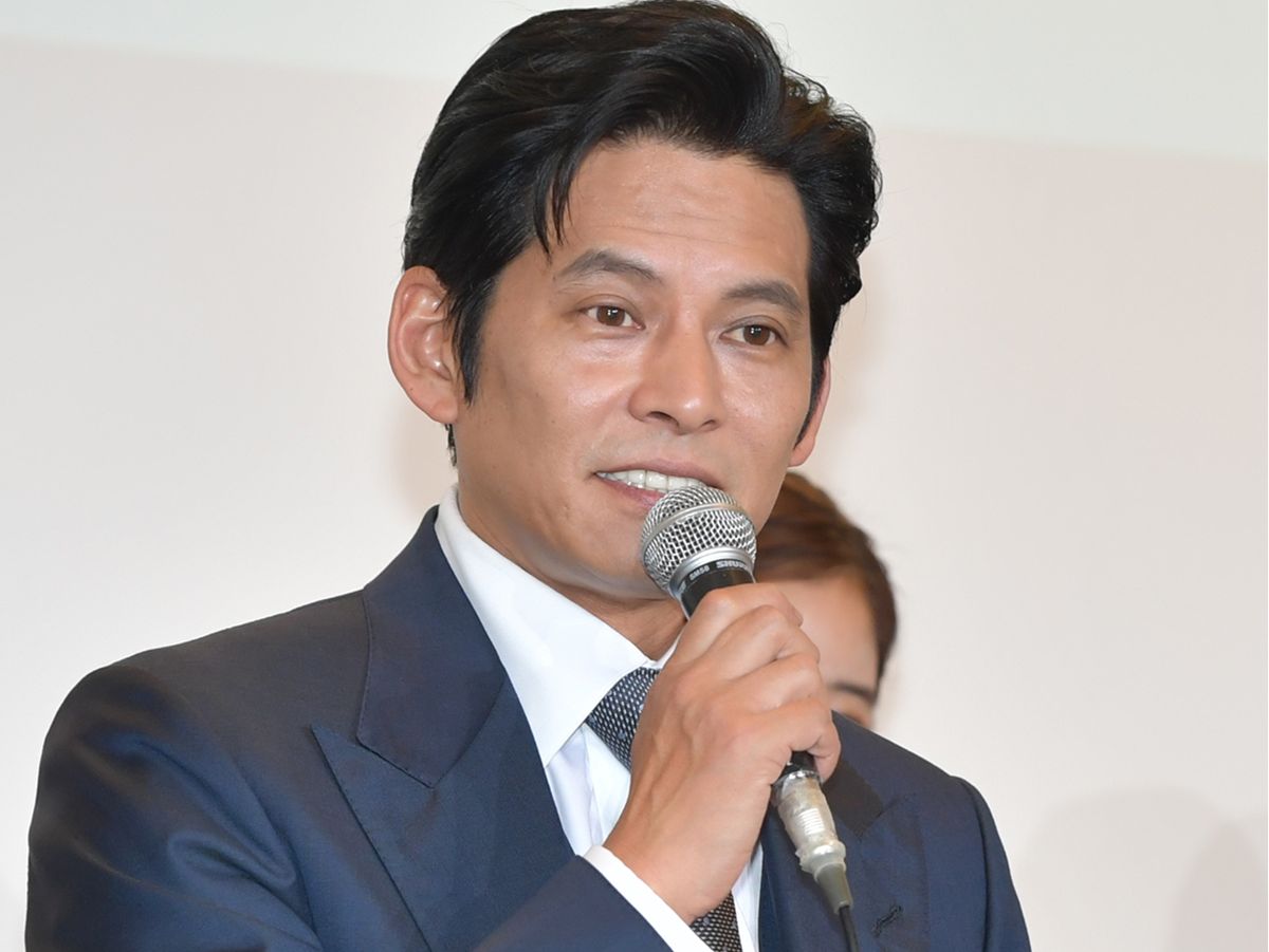 織田裕二「無視しました」と激白…“謎メール”を送った【押しの強い共演俳優】とは？「嫌だって言ってるのに」 | TRILL【トリル】