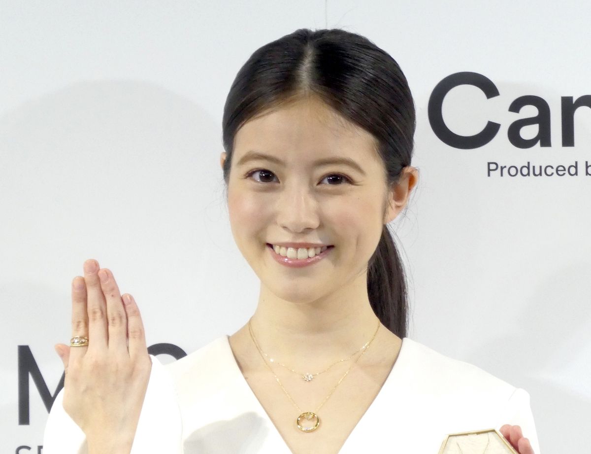 2026年『日韓ラブコメ』のW主演が解禁→朝ドラ『あんぱん』女優の抜擢に「美男美女」「楽しみすぎ」の声 | TRILL【トリル】