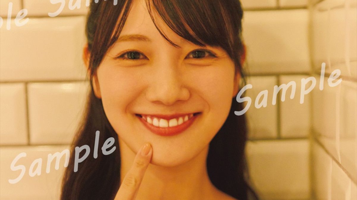 日向坂46・河田陽菜、キュートな“ぶりっこ”スマイル！ 2nd写真集『テイクオフ』封入特典ポストカード第3弾公開 | TRILL【トリル】