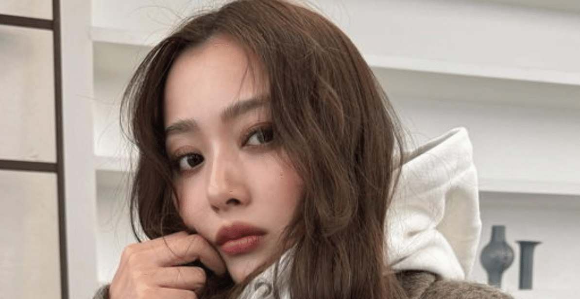 人気女優・内田理央、色気あふれる“私服”を披露→「毎年このスタイル多め」SNSで称賛続出の“可愛すぎコーデ”とは？ | TRILL【トリル】