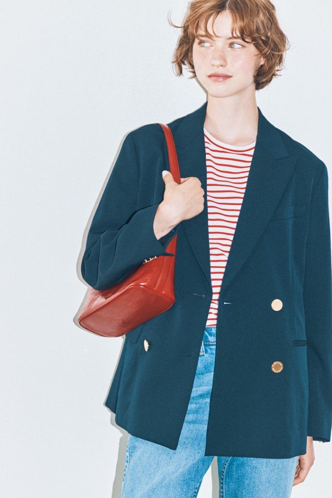 カジュアルな装いでも知的に見えるネイビー。この秋挑戦したいコーデ6選 | TRILL【トリル】