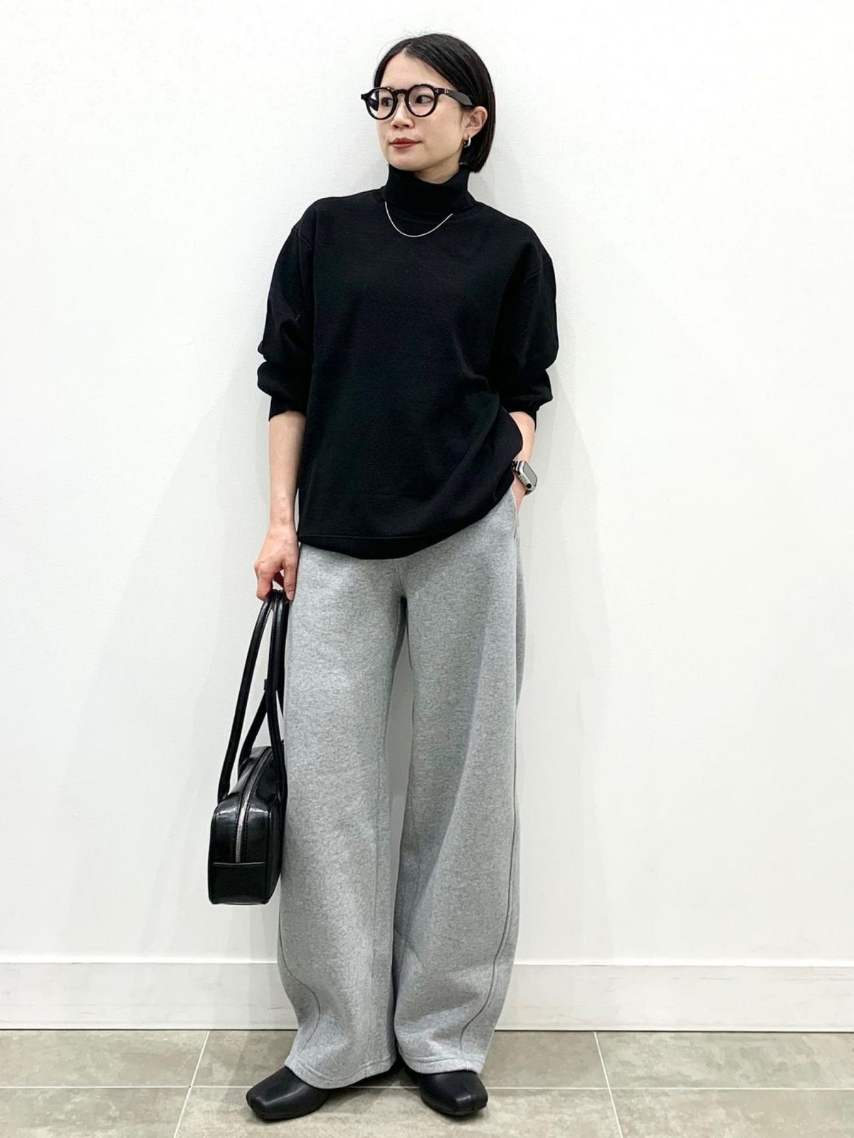 冬の“モノトーン”が可愛い！【GU】40・50代が真似したい「お手本コーデ」 | TRILL【トリル】