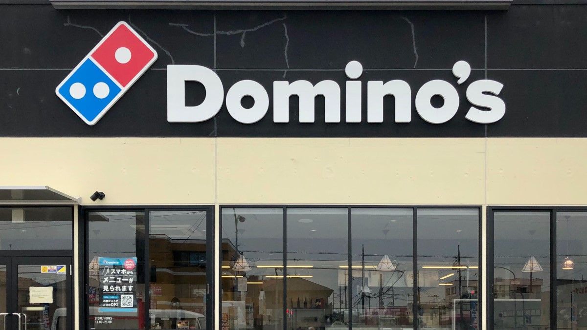 【ドミノ・ピザ】おすすめピザ・サイドメニューのランキング1位はどれ？お得な半額情報も紹介！ | TRILL【トリル】