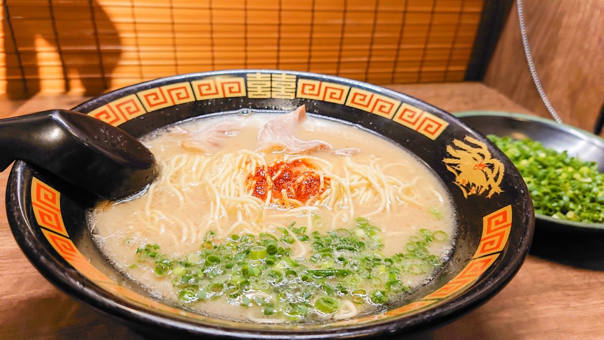 2位『ラーメン山岡家』3位『一蘭』【疲れた日に食べたいラーメンチェーン店】300名が選ぶ1位に「染みわたる」「飲む点滴」 | TRILL【トリル】