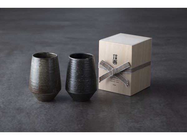 信楽焼ブランド「TOU」、桐箱入りのビアタンブラーを発売！父の日ギフトにおすすめ | TRILL【トリル】